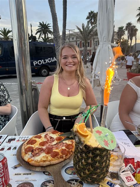 Ive Never Seen One So Big I Mean The Pina Colada 🍍 Me Last Night