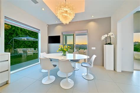 Exclusive Late Rocker Chris Cornells Beverly Hills Home Lists For 10m