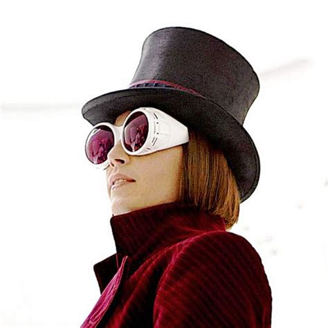 Willy Wonka Шоколадная фабрика Джонни депп Фильмы