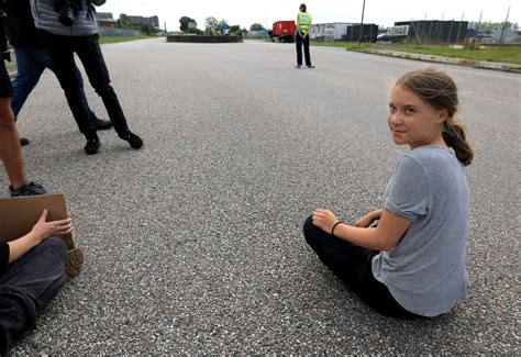Greta Thunberg Pourrait être Condamnée à Une Peine De Prison De 6 Mois