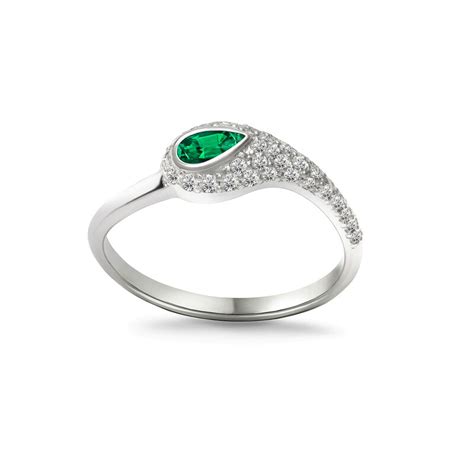 ოქროს თეთრი ოქროს ბეჭედი ბრილიანტებით Zarapkhana