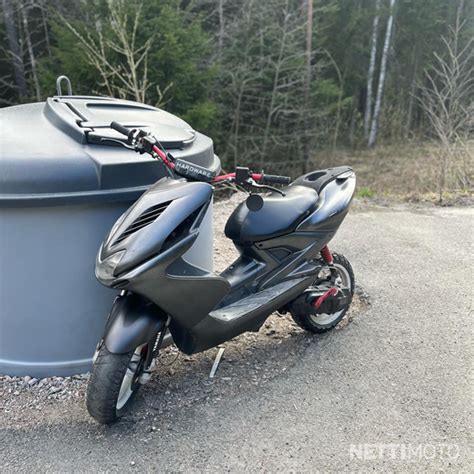 Yamaha Aerox 50 Cm³ 2000 Hämeenlinna Skootteri Nettimoto