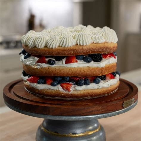 Making Portos Milk And Berries Cake At Home With The Woodruffs