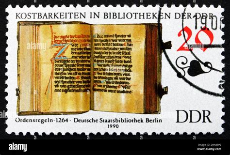 Ddr Um 1990 Eine In Der Ddr Gedruckte Briefmarke Zeigt Ordensregeln Buch Von 1264 Schätze