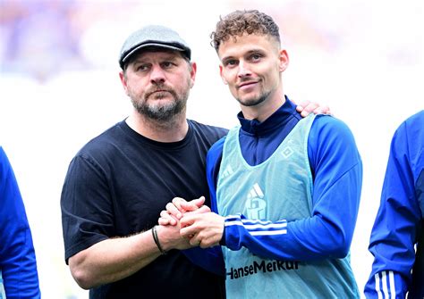 Wird Er Noch Gebraucht So Geht Es Für Diesen Hsv Profi Weiter