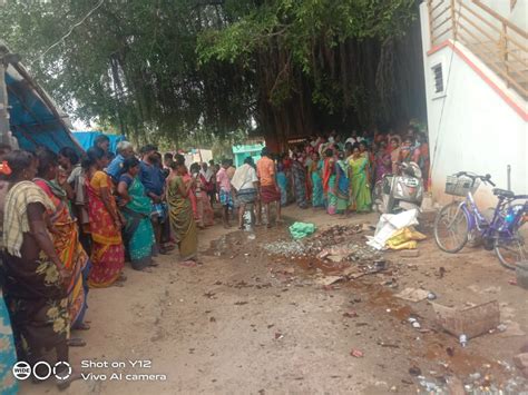 பாப்பாரப்பட்டி அருகே 24 மணி நேரமும் சரக்கு விற்பனை செய்த சந்து கடை