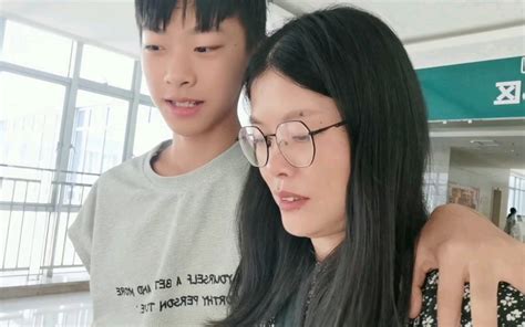 切痣手术今天完成了，一切顺利，儿子说他是病人要优待 李酥酥的酥 李酥酥的酥 哔哩哔哩视频