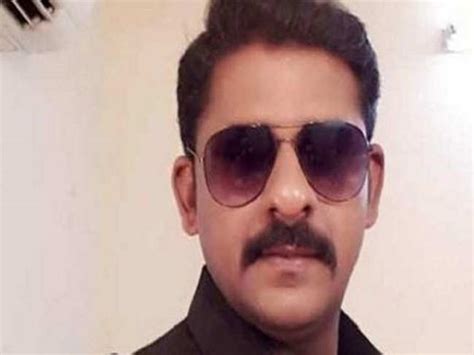 Crime Patrol Actor Kamlesh Pandey Commits Suicide The Economic Times