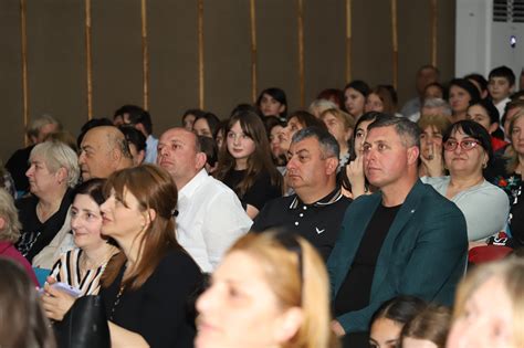 თერჯოლის 🔔 დღეს თერჯოლაში ბოლო ზარი 257 კურსდამთავრებულისთვის დაირეკა 🇬🇪 2025 წლის 20 მაისს