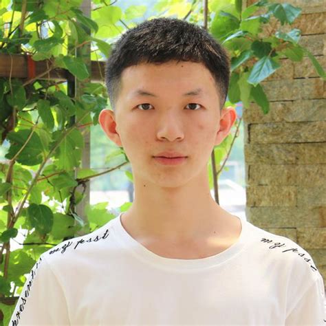 抚顺德才高级中学