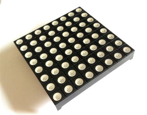 MicroEmbarcado Review 8x8 RGB Dot Matrix