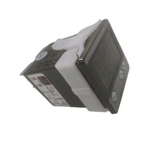 On Off Multispan TC Temperature Controller At Rs In Ahmedabad