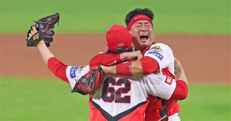 Ks5 현장 우승 포수 된 Kia 김태군 설움 풀었다저를 향한 인식도 달라질 것