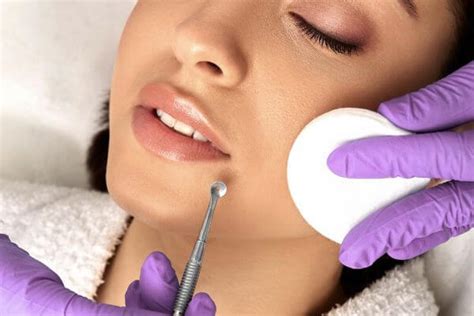 Curso De Limpeza De Pele Aprenda As Técnicas De Limpeza De Pele Sem
