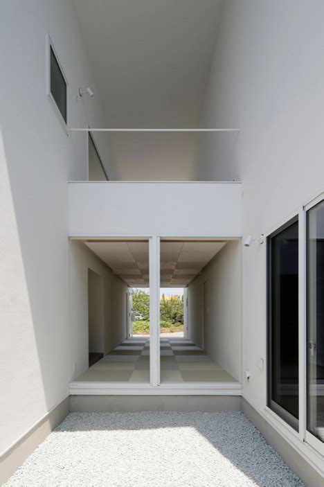 Kht House By International Royal Architecture Is Made Up Of Two Halves