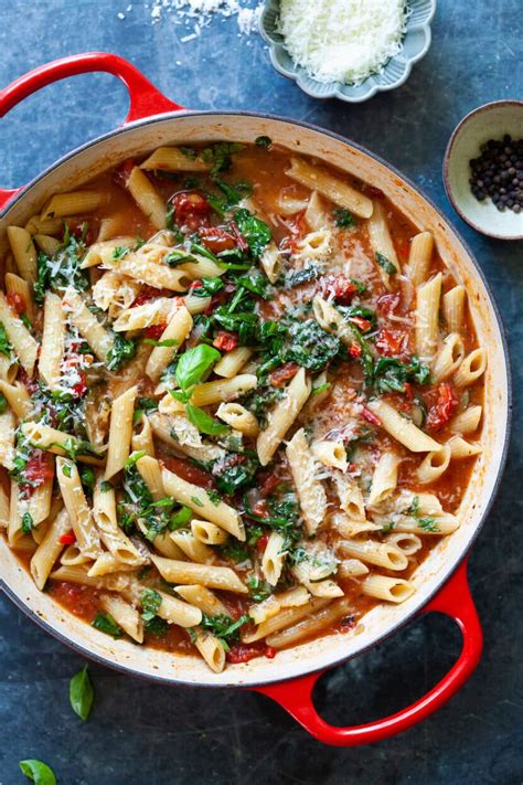 One Pot Vegan Tomato Pasta Vibrant Plate