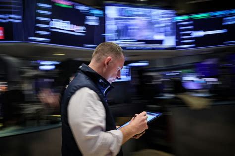 米国株式市場＝s＆p・ナスダック下落、米cpi・ppiに注目