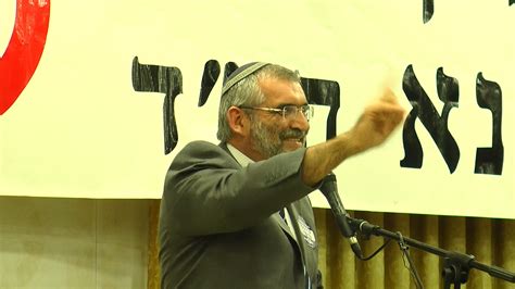 אתה שואל מי זה מיכאל בן ארי • הקול היהודי