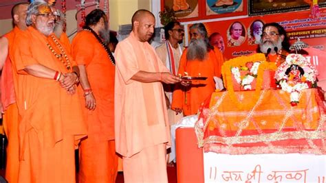 ஞானவாபி கிணற்றின் ரகசியம் குறித்து யோகி ஆதித்யநாத் கருத்து Yogi