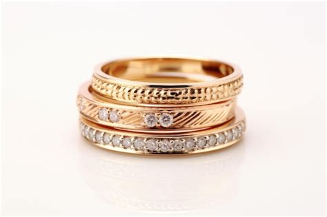 7 000 Stackable Pictures
