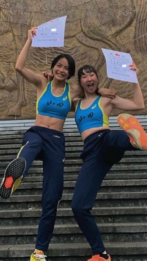 ボード「スポーツ女子」のピン
