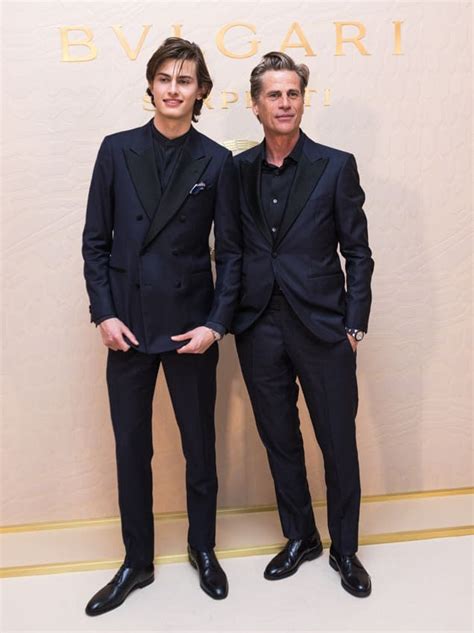 Mark Vanderloo Acompañado De Su Hijo Modelo Coincide Con Su Ex Esther Cañadas En La Fiesta