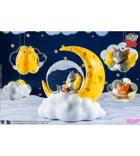 Tom And Jerry Tom And Jerry Cheese Moon Snow Globe Visiontoys