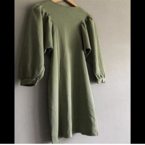 Сукня — ціна 260 грн у каталозі Короткі сукні Купити жіночі речі за доступною ціною на Шафі