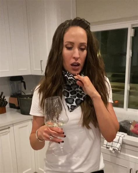 Rachel Bradley Bombshell Rae Home Facebook