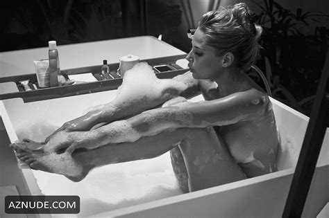 Genevieve Morton Hot Naked Stunning Shots AZNude Genevieve Morton Hot Naked Stunning Shots AZNude