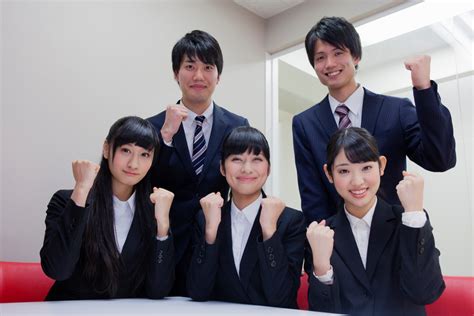 慶應は有利⁈就職で有利な大学はあるのか。今、すべてをお話しします。 【ミキワメ】