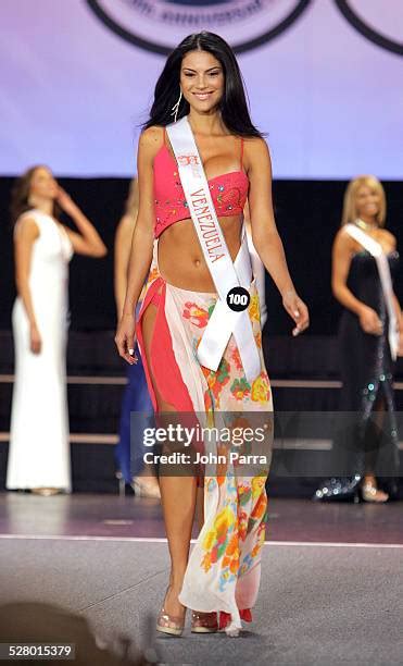 96 9th Annual Hooters International Swimsuit Pageant Photos And High Res