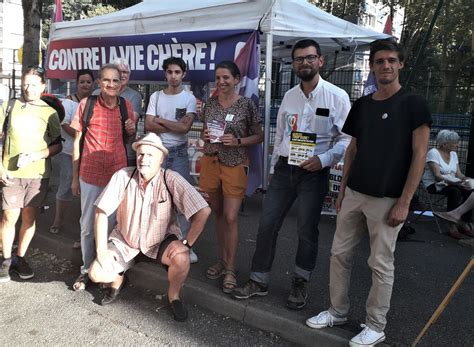 Chambéry La caravane populaire de La France insoumise de passage au