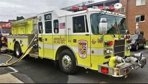 Centreville Va Volunteer Fire Department Engine 417b Engine 410 2001