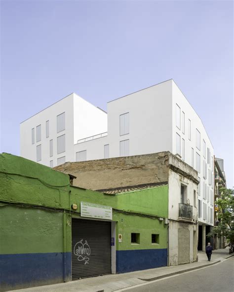 Social Housing In Can Batlló Espinet Ubach Archdaily