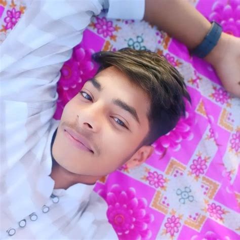 Vikas Yadav Vikash Officle 2003 • Threads Say More