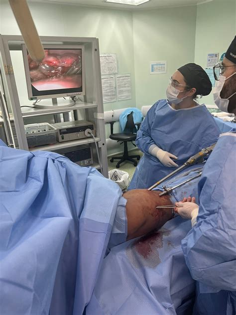 Procedimento De Segmentectomia Pulmonar No Pronto Socorro De Porto