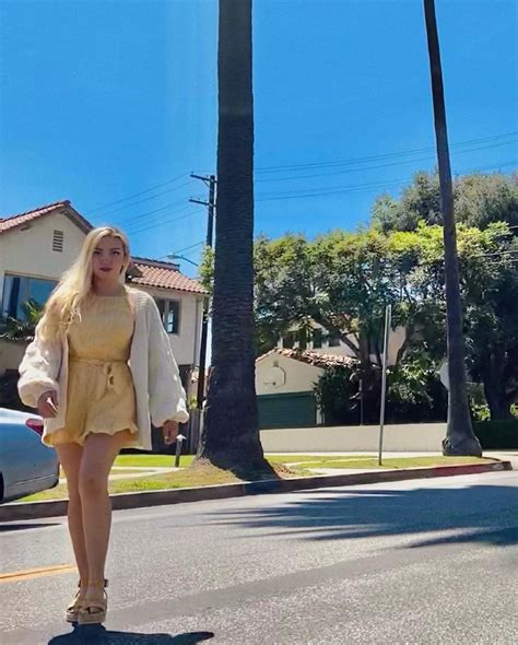 Vivian Valdezs Feet I Piedi Di Vivian Valdez Celebrities Feet 2023