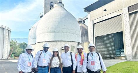 Realizan Mesas De Trabajo En Medell N Buscando Solucionar Problema De