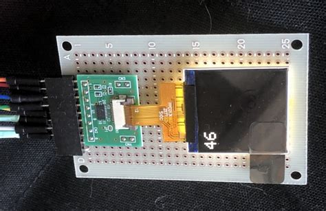 Arduino Unoと秋月カラー液晶st7789v2spiで遊ぶ 「46」よろーを表示atm0130b3 Arduinouno