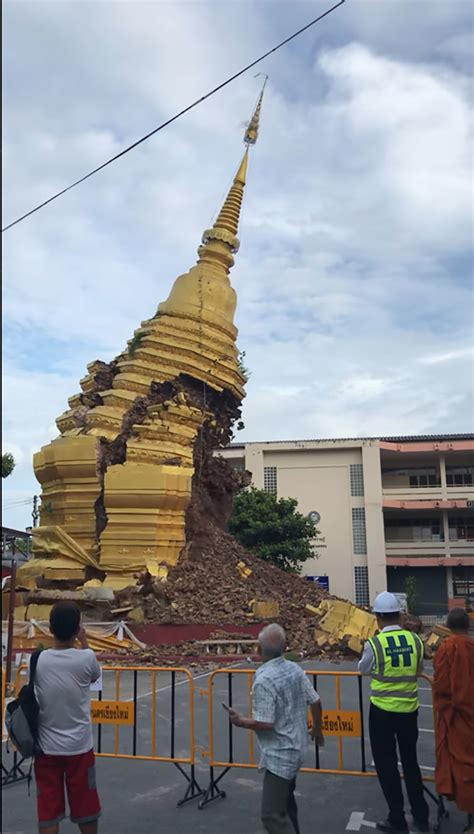 เปิดคลิปนาที พระเจดีย์ธาตุ วัดศรีสุพรรณ จ เชียงใหม่ อายุกว่า 500 ปี พังถล่ม