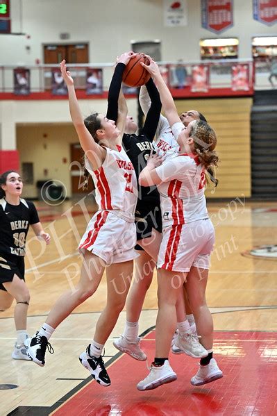 Berks Catholic Vs Wilson Girls Basketball 22 23 Philmarphoto