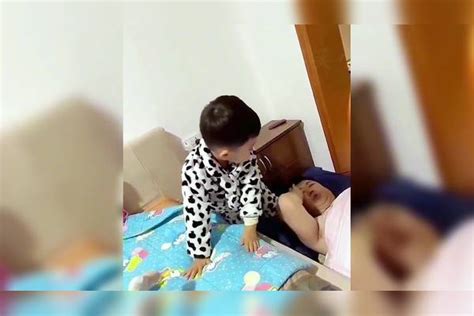 盘点实力坑爹的大孝子，父慈子孝满满的“爱”搞笑