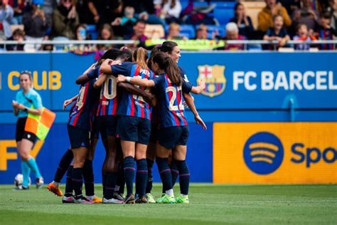 El Barcelona vuelve a la senda del triunfo Reinas del balón