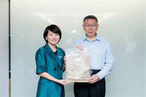 記者 梅花新聞網 沈世鵬綜合報導 柯文哲自稱擋掉蔡英文談ncc人事 府：寧可認錯不要說謊 ｜ 梅花新聞網