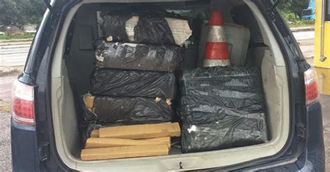 G1 Carro Que Capotou Em Rodovia De MT Levava 206 Kg De Maconha Diz