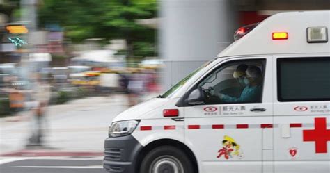 高雄工安意外！男員工遭機台夾壓「手指骨折」 勞檢處：勒令停工 社會 Ctwant