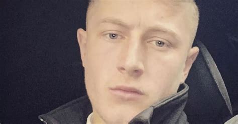 Lad Caught In Easyjet Mile High Romp Didnt Even Get Her Number After