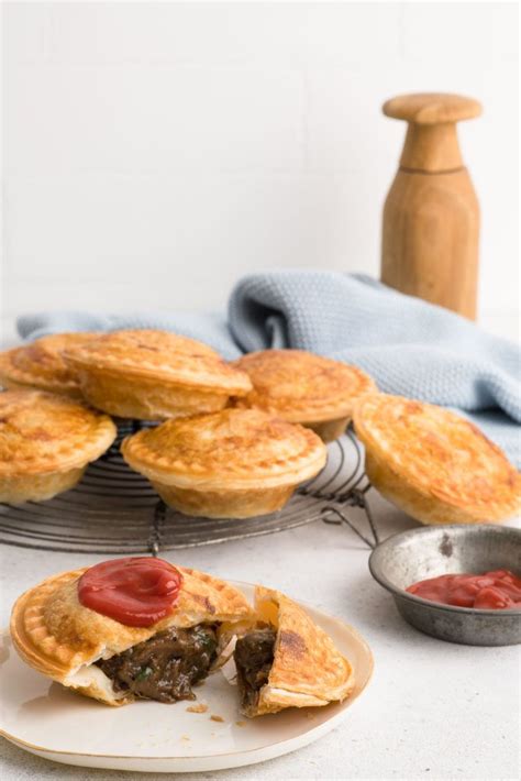 Pie Maker Meat Pies Recipe Pies Maker Meat Pie Vegan Recipes Easy