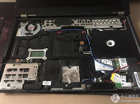Thinkpadp52s拆机图解tkdt590机tkds2机大山谷图库